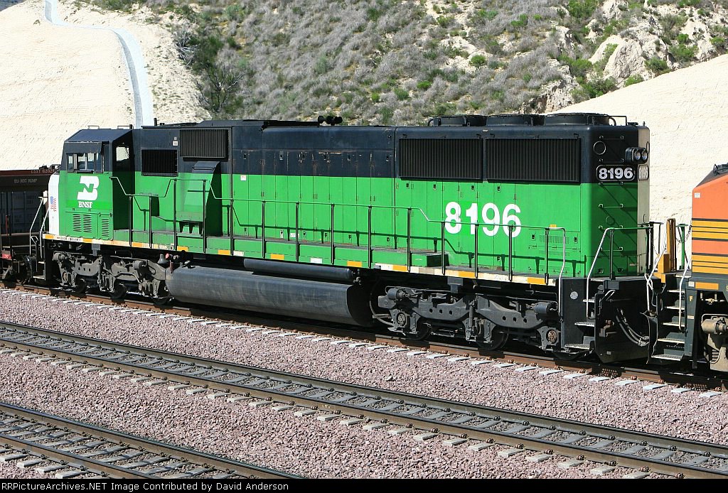BNSF 8196